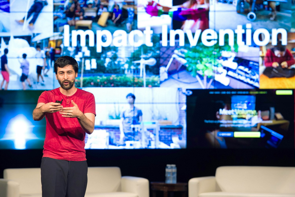 ใครที่กำลังหมดไฟ หรือ มองหาจุดมุ่งหมายใหม่ๆ ฟัง TED Talks อาจช่วยได้!