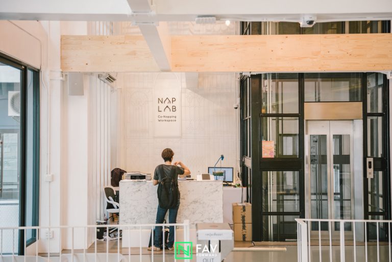 หนีงานไปงีบหลับ แต่ยังได้งานที่ NapLab : co-napping workspace
